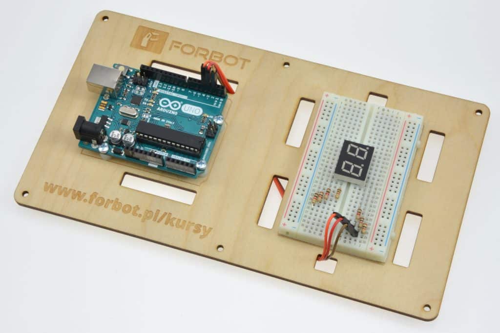 Kurs Arduino II – wyświetlacze 7–segmentowe • FORBOT