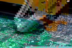 Kurs Qt – Czym jest Qt? Pierwsza aplikacja w praktyce • FORBOT