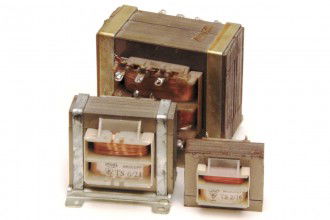 Transformator – budowa i zasada działania [baza wiedzy]