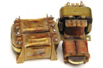 Transformator – budowa i zasada działania [baza wiedzy]